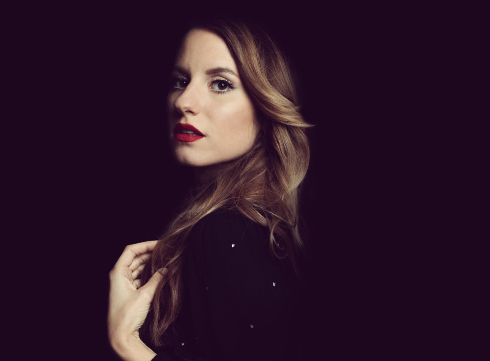 In Album Debut 'Starfire,' Caitlyn Smith Shows What Songwriters Can Offer