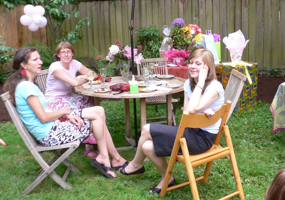 How To Start A Ladies' Discussion Group To Build Vibrant Relationships