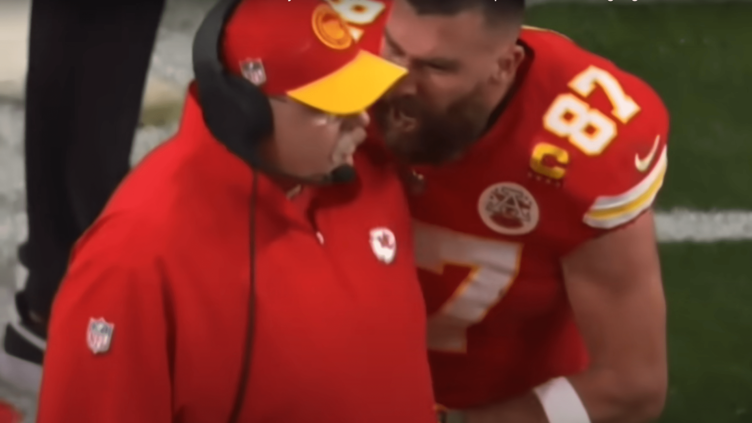 The Best Super Bowl Memes And Mockery To Ease Your Monday Blues